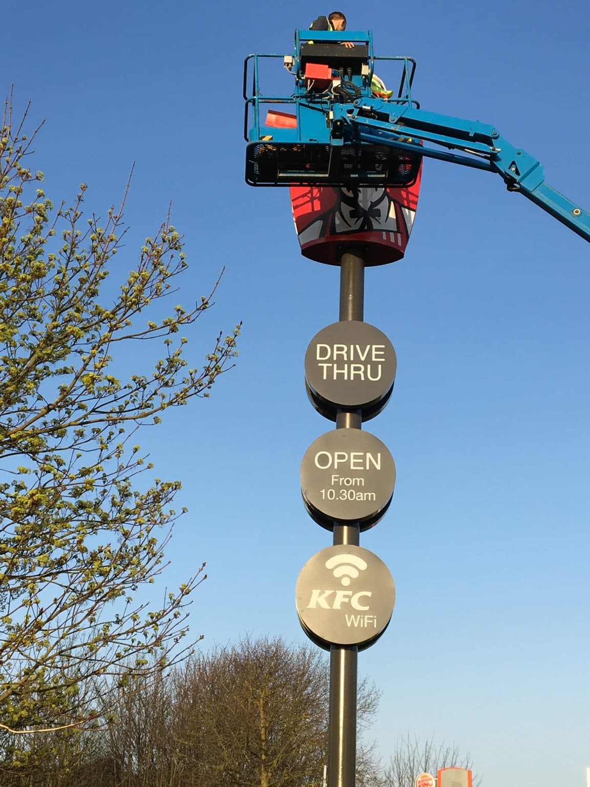 Signage Maintenance | Graffiti Design | Signage Solutions Company Sussex