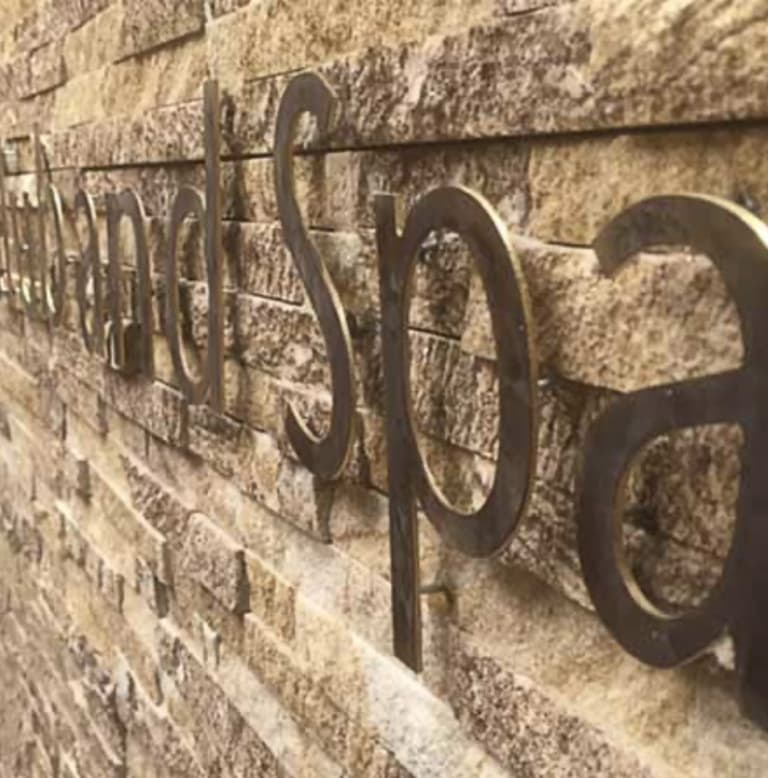 Hotel Signage | Wayfinding Signage Solutions for Hotels | Graffiti Design